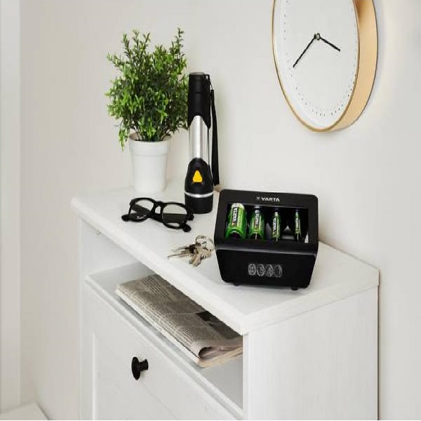 شارژر باتری وارتا LCD PLUG Charger - باتری وارتا- فروشگاه اینترنتی